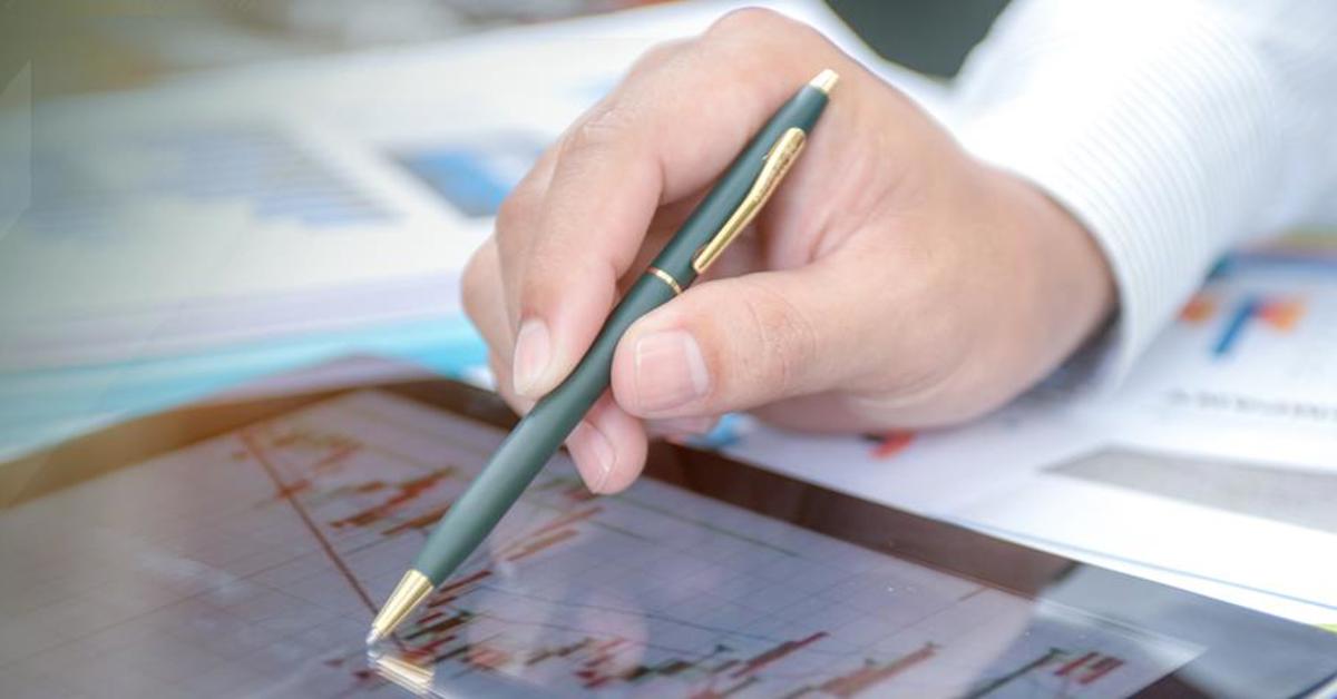 Mutual fund attribution reports | DWS